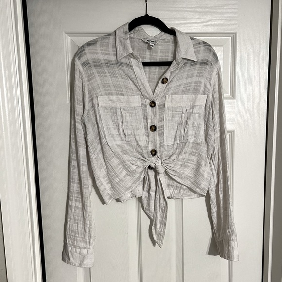 Express | Tops | Express Long Crop Buttonup | Poshmark